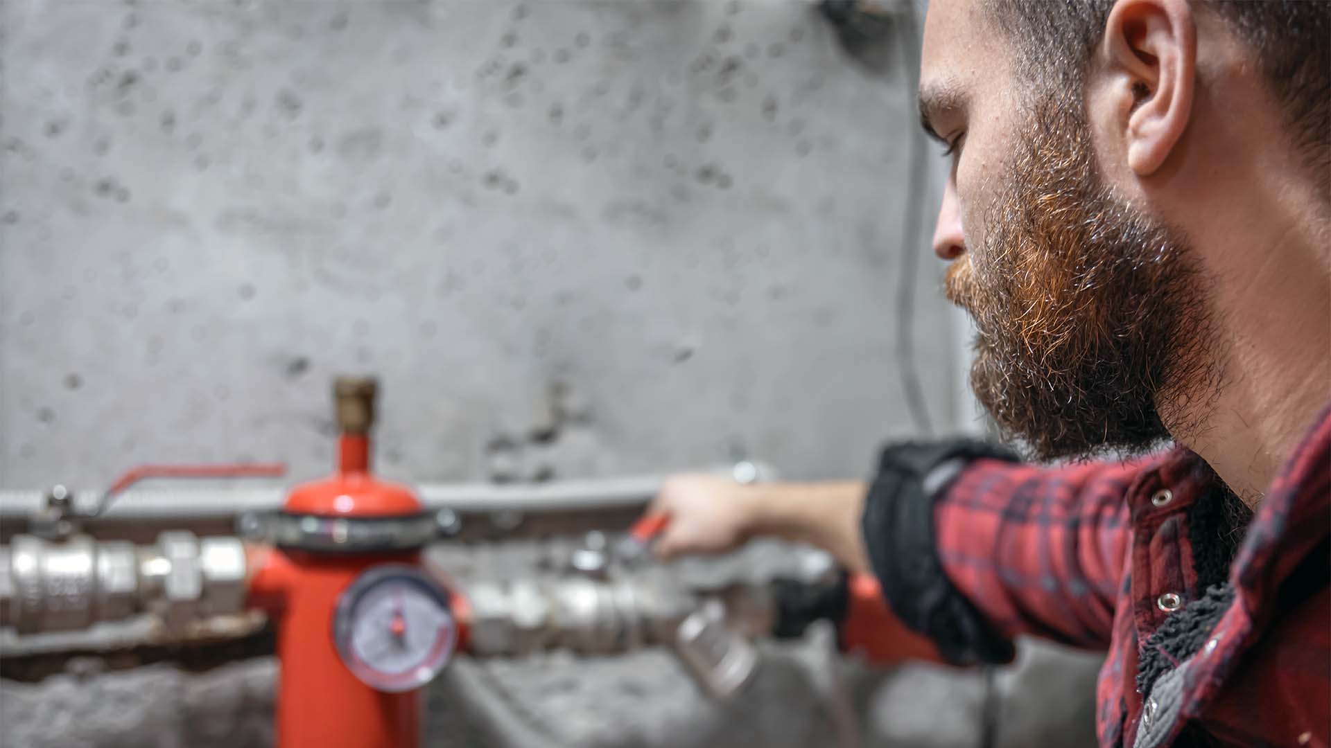 Homeowner Alert: Water Line Warning Signs | South Surrey Plumbing